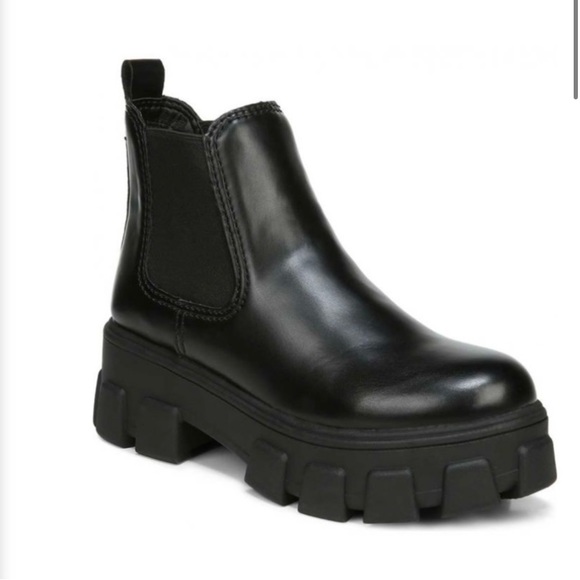 Circus by Sam Edelman | Shoes | Circus Darielle Lug Sole Chelsea Boots ...